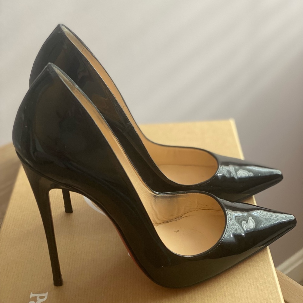 Christian Louboutin So Kate Pumps - Gem